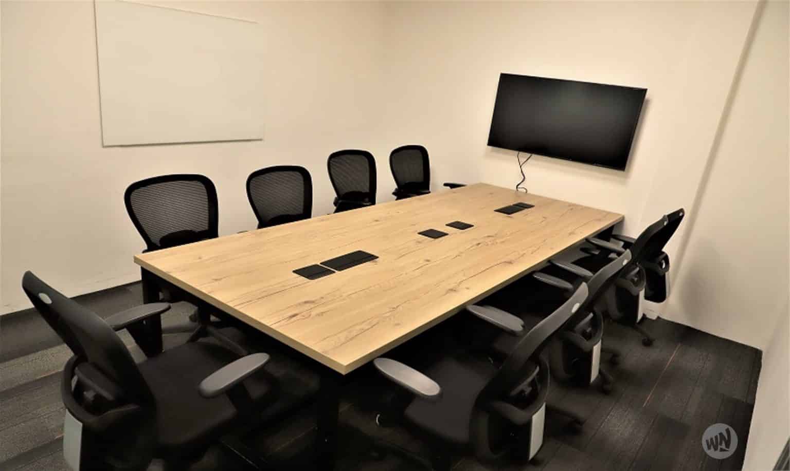 How Modern Conference Rooms Enhance Team Dynamics and Productivity